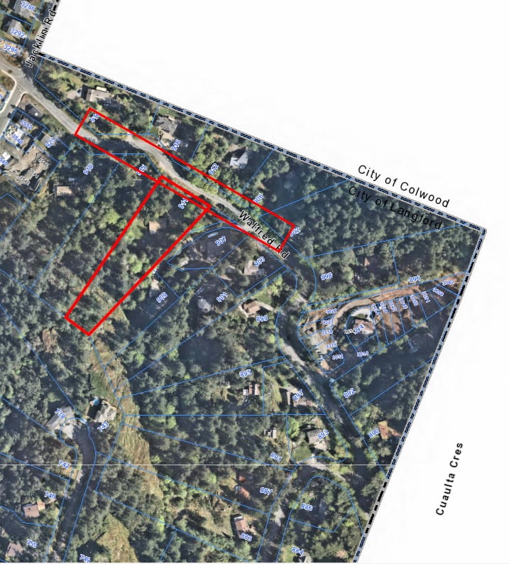 Traffic: Fronting 911 Walfred Road Between Jacklin Road and Cuaulta ...